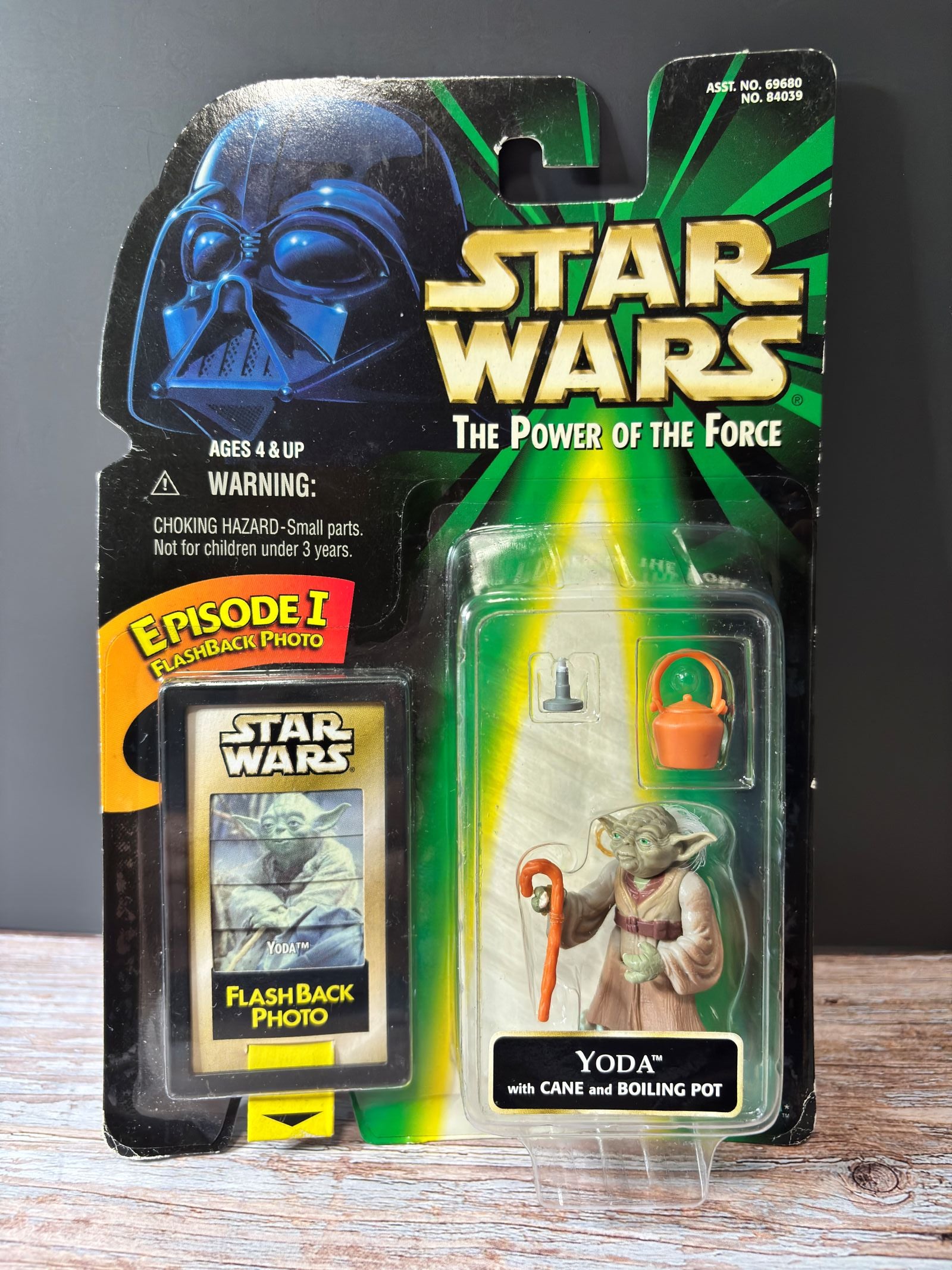 Star Wars The Power of the Force Yoda with Cane and Boiling Pot – Old ...