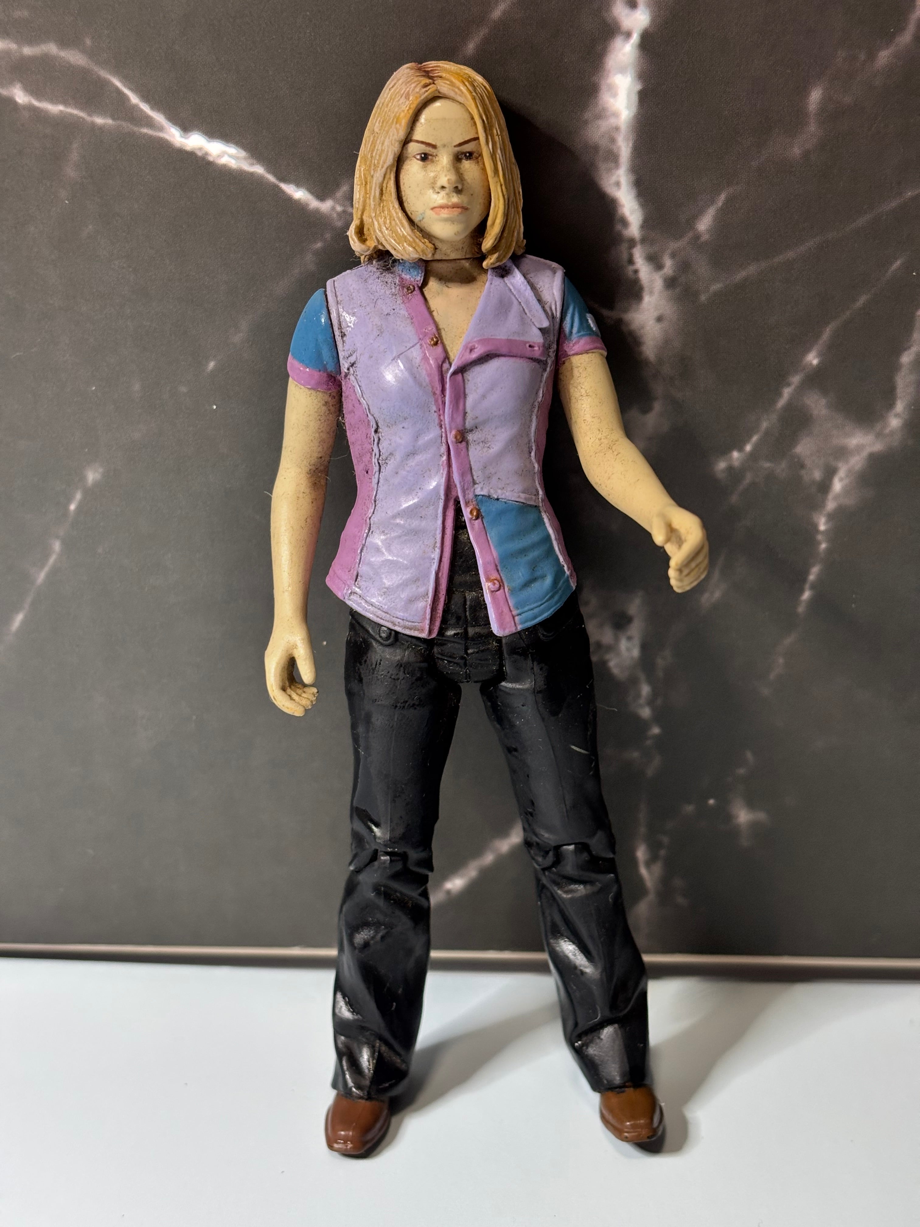 Doctor Who - 2015 - Rose Tyler Figure – Old And New Creatures